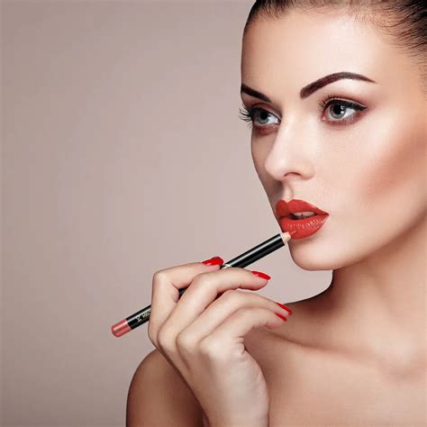 Lip Liner Essentials Mastering Precision For Perfect Lip Definition