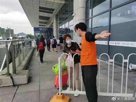 受强台风“梅花”影响，长三角铁路扩大列车停运范围长三角政商澎湃新闻 The Paper