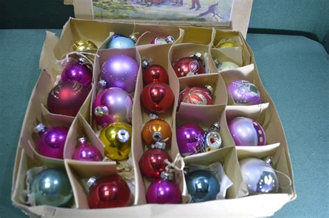 Купить Елочные новогодние игрушки украшения 27 штук Шары в коробке Стекло в интернет