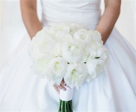 Pin By Splendid Weddings And Events On Emilias Bouquet Bouquet