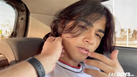 Der Junge Latino Twink Julian Wird Von Papi Richard Geritten Xhamster