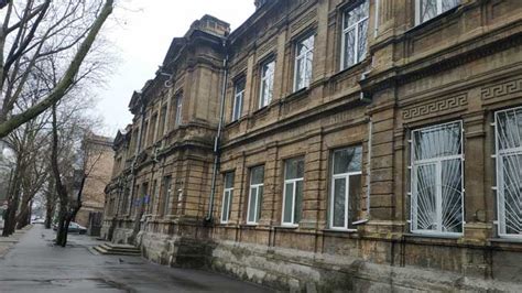 Старое здание гимназии №2 в Николаеве закрывать не будут выводы