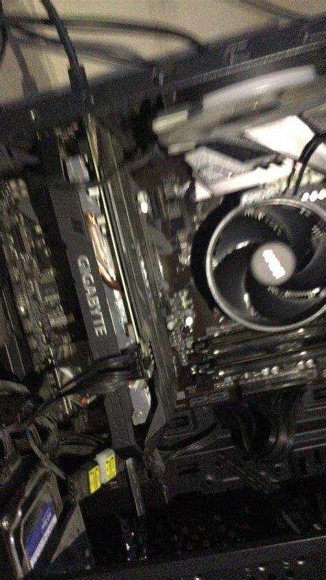 Pc Isnt Booting I Reset Cmos It Turned On And I Restarted The Pic A