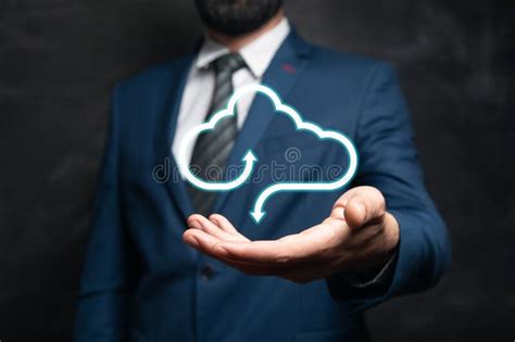 Cloud Computing Technology And Online Data Storage For Business Network