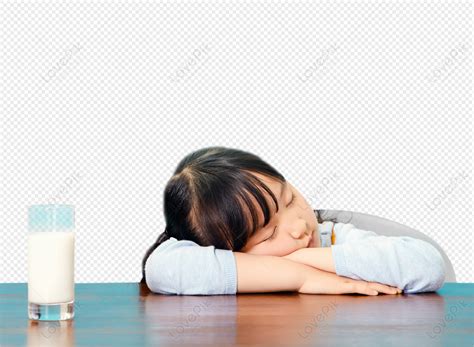 우유를 마시는 소녀 Png 일러스트 무료 다운로드 Lovepik