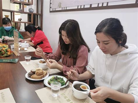 中国知名中医食疗品牌陈农夫药膳 中医养生药膳馆加盟 养生汤食疗项目连锁 陈农夫中医文明村