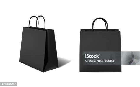 현실적인 벡터 아이콘 세트입니다 손잡이가 있는 검은색 종이 소매 판지 가방 쇼핑 판매 가방 휘 배경에 고립되어 있습니다 3차원 형태에 대한 스톡 벡터 아트 및 기타 이미지
