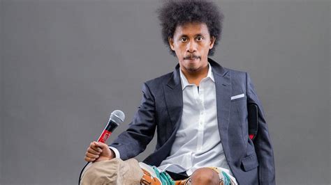 Viral Di Tiktok Lagu Komang Dari Raim Laode Kini Ada Video Liriknya