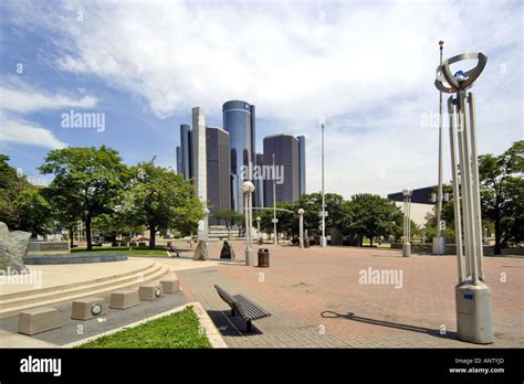 Sculptures On The Riverfront In Downtown Detroit City Michigan Mi Stock