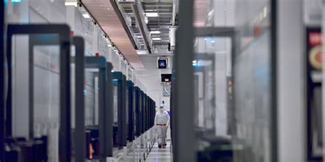 Intel Foundry And Arm Pen Manufacturing Deal For Intels 18a Process News