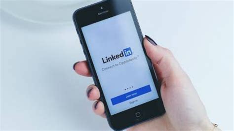 How To Log Out Of LinkedIn On All Devices