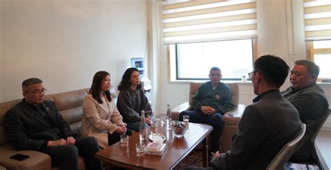 Монгол улс дахь БНХАУ ын ЭСЯ ны төлөөлөгчид Үй Цай сургуульд зочиллоо Ui Tsai Mn