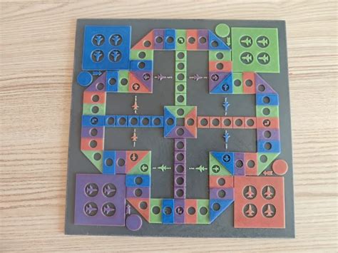 搜索 飞行棋 Makerworld