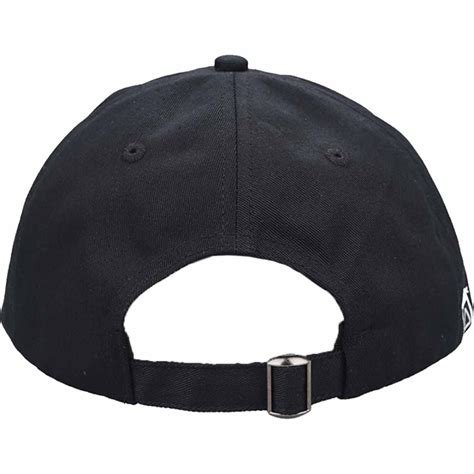 Follow Simple Cap In Black