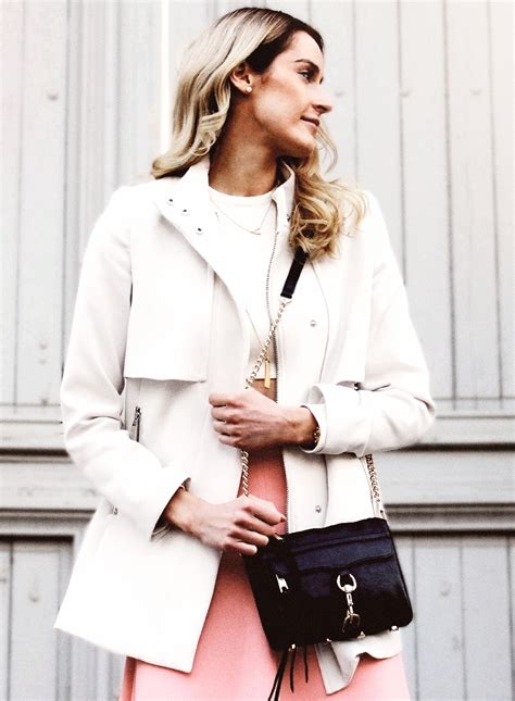 Bare Midriff Arctic Vanilla