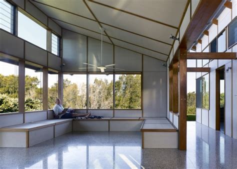 Dunn And Hillams Dogtrot House Centres Around An Open Air Corridor