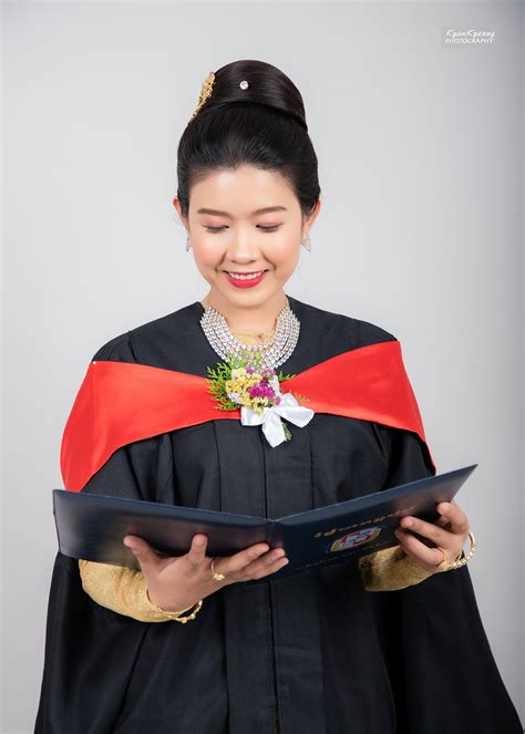Kk Photography 🎓ဘွဲ့အလှဓါတ်ပုံ🎓 ဘွဲ့ယူမယ့် 👨🏻‍🎓ညီငယ်