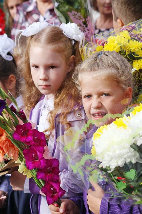 1 September Wissens Tag In Der Russischen Schule Tag Des Wissens Erster Tag Der Schule