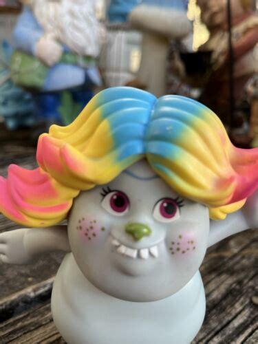 Trolls Dreamworks Bridget Gray Girl Troll Rainbow Hair 6 Girl Plastic