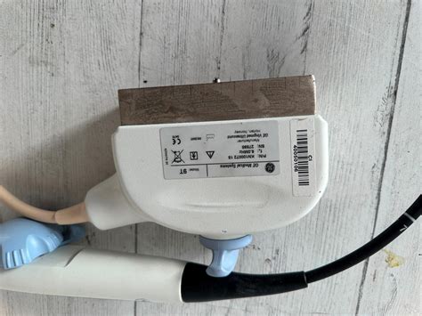 Ge 9t Tee Transducer Probe For Ge Ultrasound 2007 Diagnostic