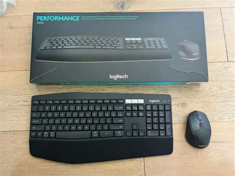 Logitech Mk850 Performance Wireless Keyboard And Mouse Combo 18 18 Picclick Ca