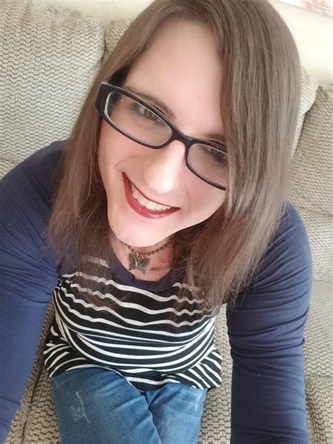 Feeling Pretty Today 💜😊 Rtranspassing