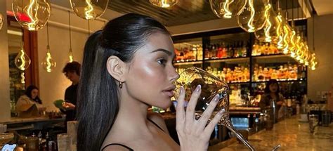 Sara Rose Bio Age Height Wiki 😍 Models Biography