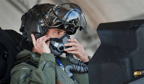 F 35 Pilots Helmet Costs As Much As A Supercar Asia Times