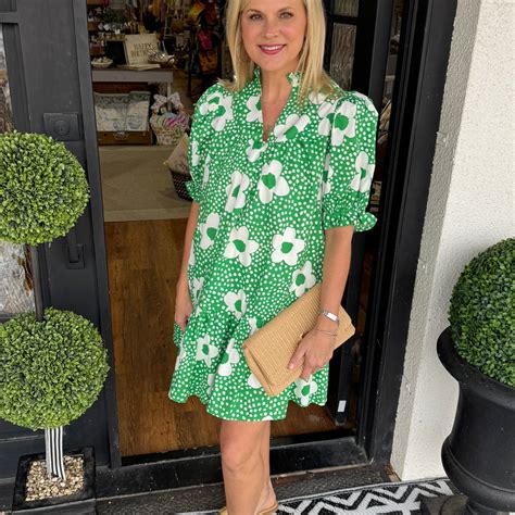 Jon Hart Vine On Main Street