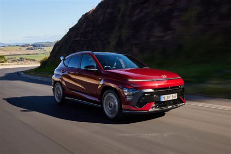 2026 Hyundai Kona Gets New Elite Trim Plus Ice And Hev Engine Choices In