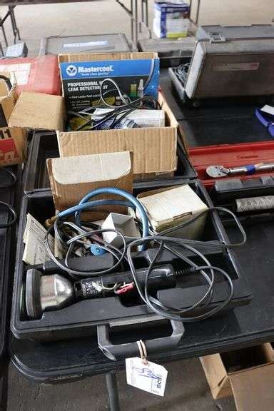 Spectroline Tlk 100 Fluorescent Leak Detection Kit Backes Commercial Auctioneers