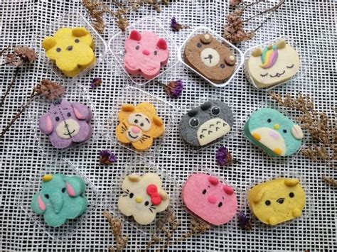 ชีสทาร์ตไส้สับปะรด ชีสทาร์ตไส้สตอเบอร์รี่ ลายการ์ตูนมุ้งมิ้ง กล่องใหญ่ 12 ชิ้น Tintgyblue