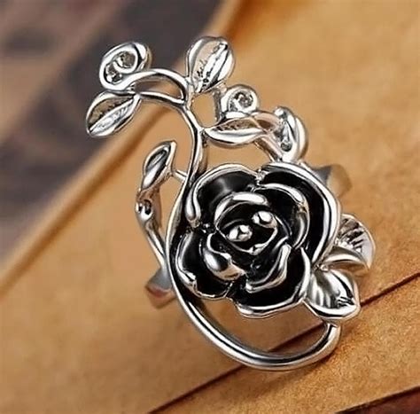 Кільце — ціна 150 грн у каталозі Кільця і персні Купити аксесуари за доступною ціною на Шафі