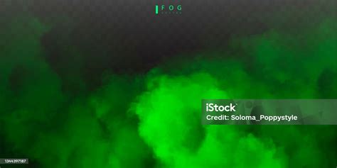 녹색 안개 또는 연기가 자욱합니다 사실적인 안개 투명한 배경에 고립 된 대기 안개 효과와 연기 구름 벡터 추상 클라우드 텍스처