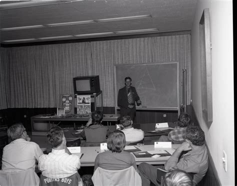 Personel At Crane Rigging Class In The 8x6 Foot Wind Tunnel Nara