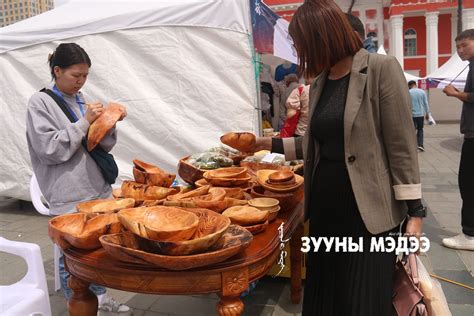 ФОТО “Дэлхийн жижиг дунд үйлдвэрийн өдөр 2023” экспо үргэлжилж байна