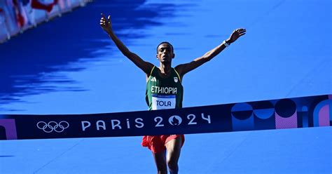 톨라 남자 마라톤 올림픽 신기록… 에티오피아 24년 만에 금메달