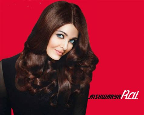Aishwarya Rai Without Dress Backless Images Photos