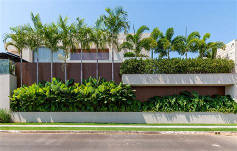 Frente De Casas Com Muro E Portão Simples 16 Ideias Para Se Encantar