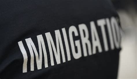 3 2 жил хууль бусаар оршин сууж байсан БНСУ ын иргэнийг албадан гаргалаа