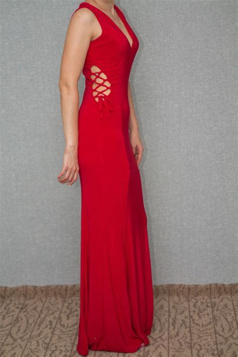 Шикарне довге плаття — ціна 600 грн у каталозі Вечірні сукні Купити жіночі речі за доступною