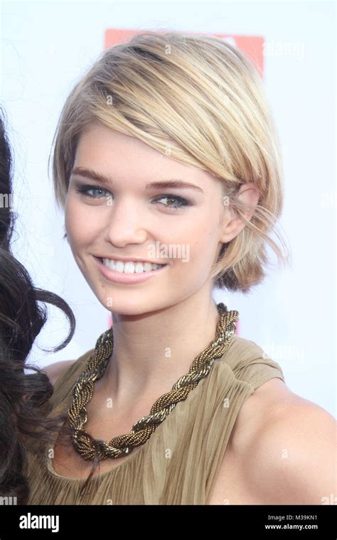 Luisa Hartema Bob