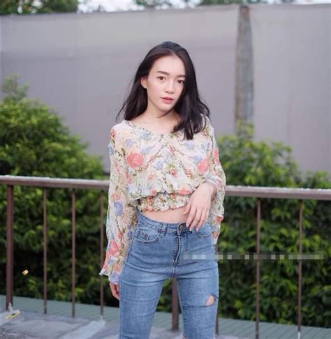 Like New Geschwisters Lilly Flora Top Womens Fashion Tops Blouses On Carousell