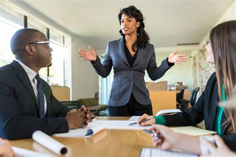 Womens Day Messages For Female Boss And Leaders