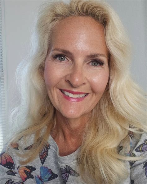 2009 16 Years Melinda Van Fleet Facebook