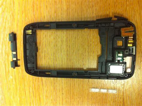 Disassembling Nokia E IFixit Disassembling Nokia E IFixit