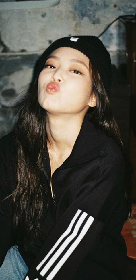 Jennie Aesthetic Wallpapers Wallpaper Cave