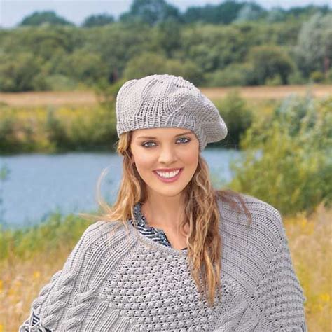 Берет с круговым узором схема вязания спицами Вяжем Береты на Вязание шляп Схемы