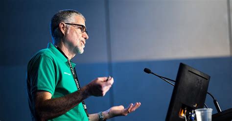 Diretor Da Noja Power Reconhecido Por Suas Contribuições Pela Comissão Eletrotécnica