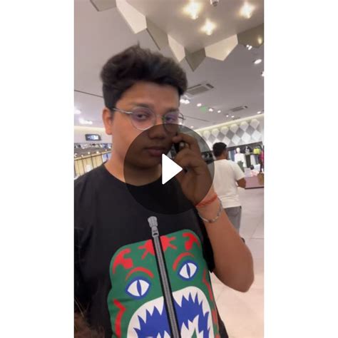 Cuteroshni Spotlight On Snapchat